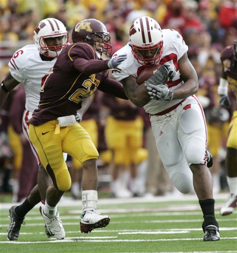 Wisconsin Minnesota Football - The Sports Bank