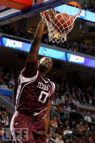 bryan davis - The Sports Bank