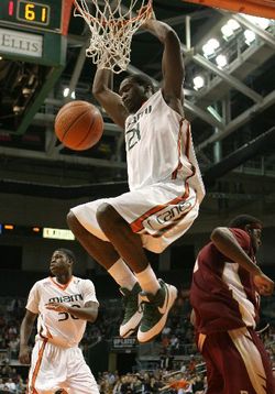 dwayne-collins - The Sports Bank