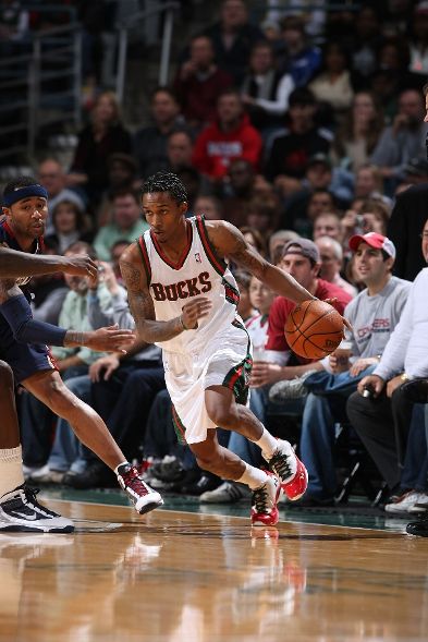 LeBron, Shaq reflect on Milwaukee Bucks' rookie Brandon Jennings - The ...