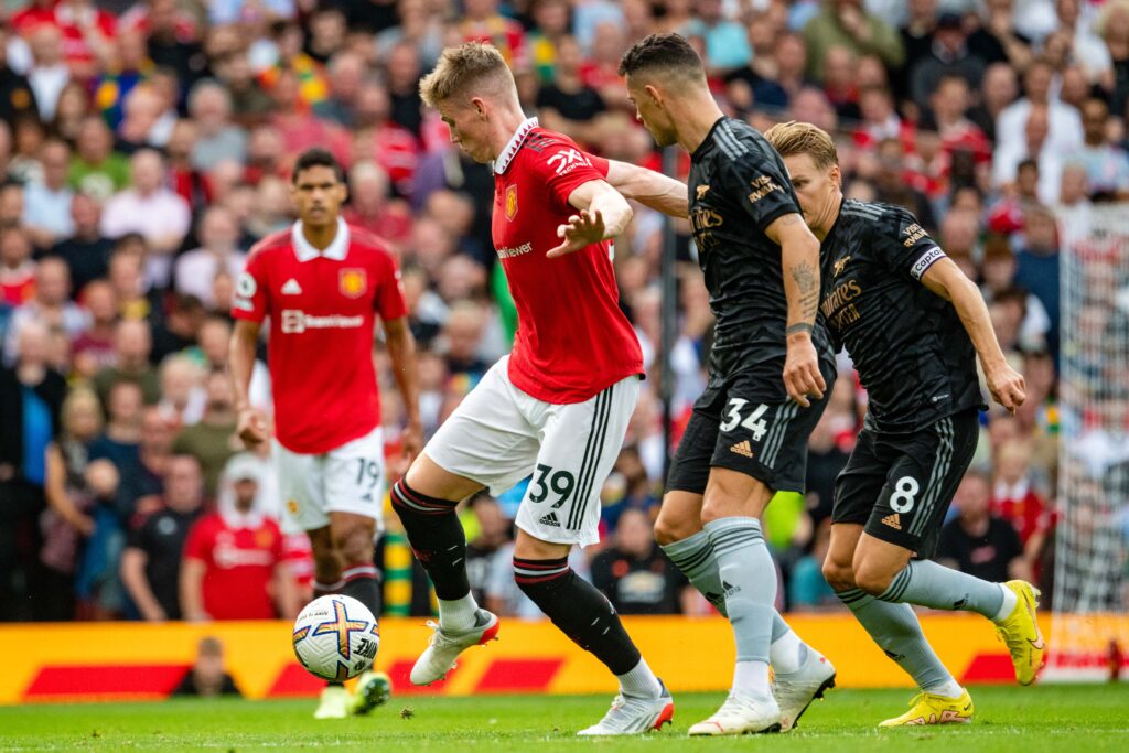 Ten Hag Gives Fitness Updates on Varane, McTominay, Garnacho